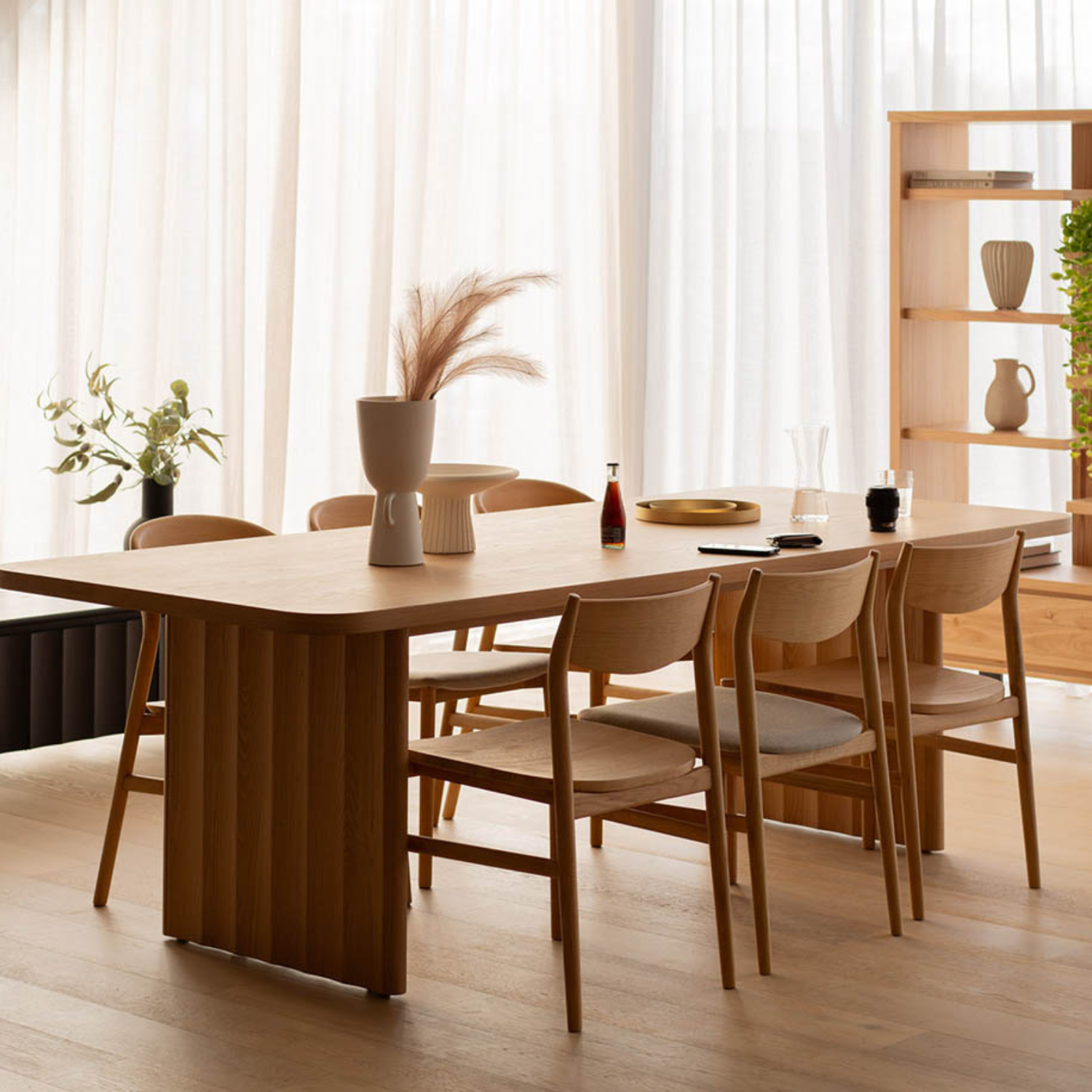 Bondi Fluted Oak Dining Table | Australia Wide Delivery – Easterly